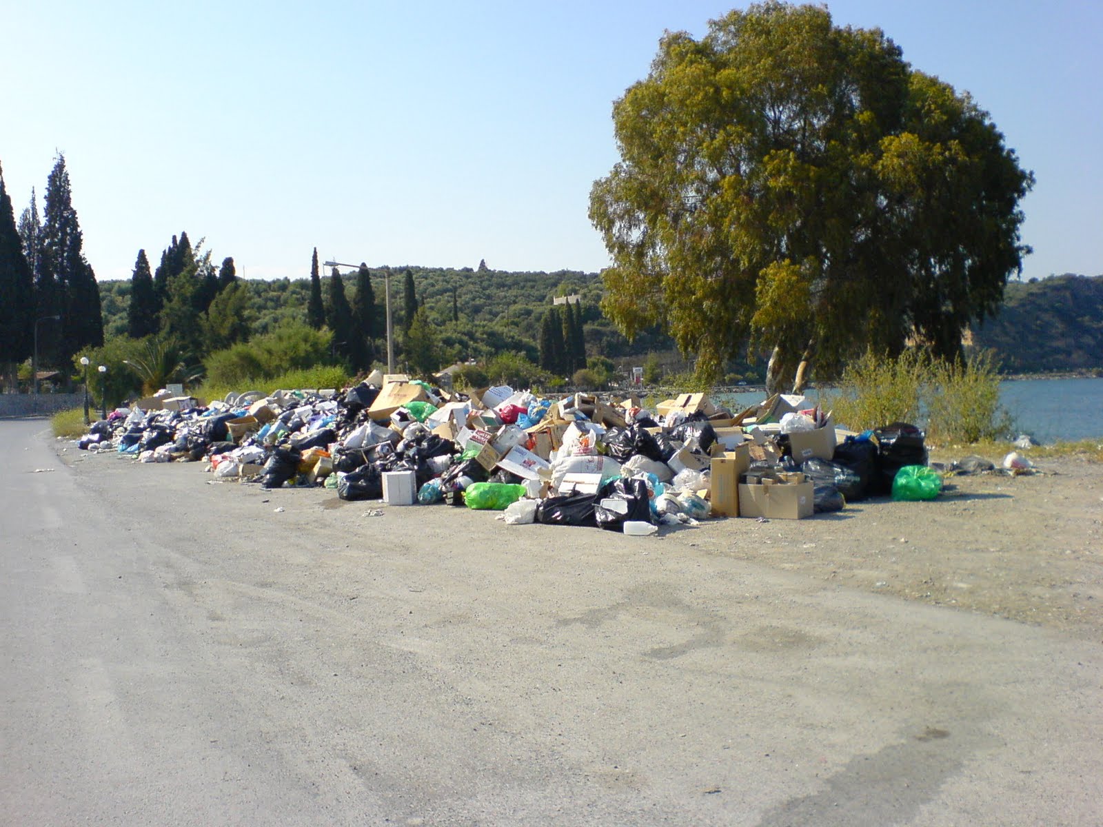 ΕΛΟΣ ΛΑΚΩΝΙΑΣ: ΓΥΘΕΙΟ ΛΑΚΩΝΙΑΣ -ΤΥΧΕΡΑ ΣΚΟΥΠΙΔΙΑ ΜΕ ΘΕΑ ΤΗΝ ΘΑΛΑΣΣΑ