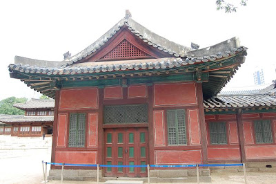 Travel Guide South Korea: Deoksu Palace @ Deoksugung