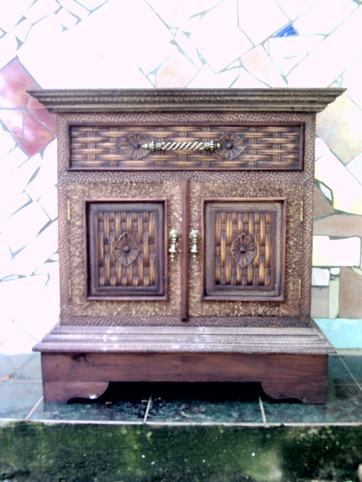 ESTRI ART: ALMARI ANTIK