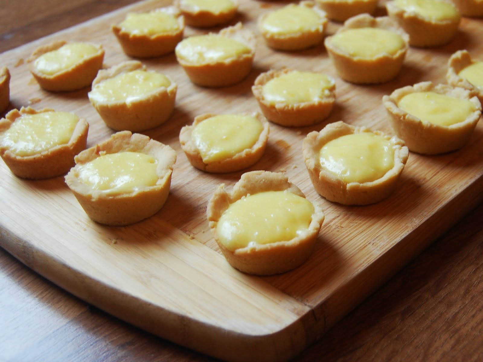 Cassie Craves: Lemon Tassies