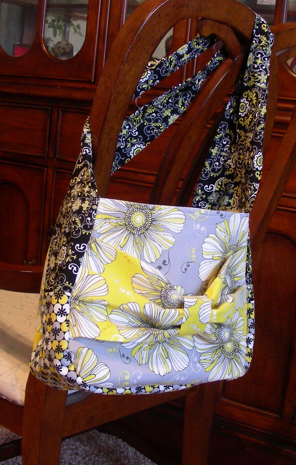 Fabric Friendzy Quilt Shop: New Purse Pattern