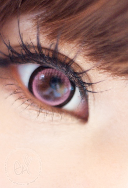 ekiBlog.com: EOS Candy Pink circle lens review FOTD w/Video