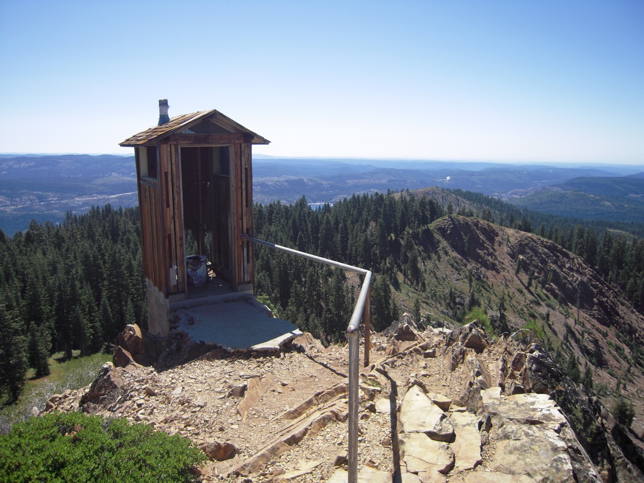 Hiking Around Sacramento: Grouse Ridge Lookout