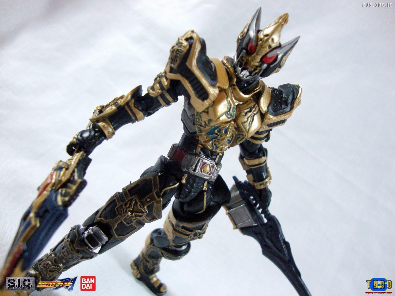 Gunpla-Tyro: [GALLERY] Kiwami Vol.14 Kamen Rider Blade King Form [Part2]