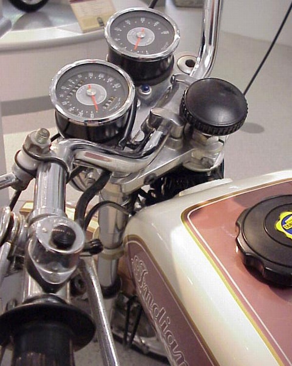 OSCAR by Alpinestars: 1970 Indian Velo 500