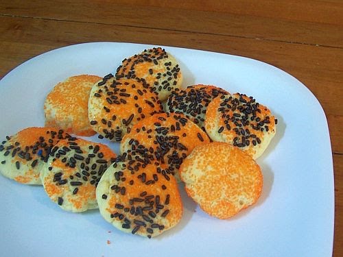 devilish delights: KILLER ANT COOKIES