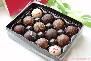Godiva truffles, dark chocolate - Vegas and Food