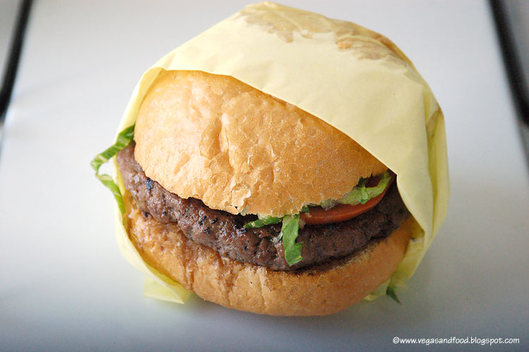 Kalbi burger - Koreatown - Vegas and Food