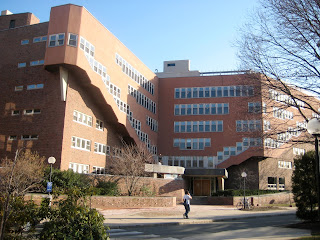 La Vida en el MIT: Baker House: Mi Residencia Estudiantil