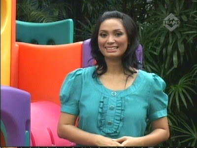 Aditya Wardani: Aditya Wardhani - Baju hijau