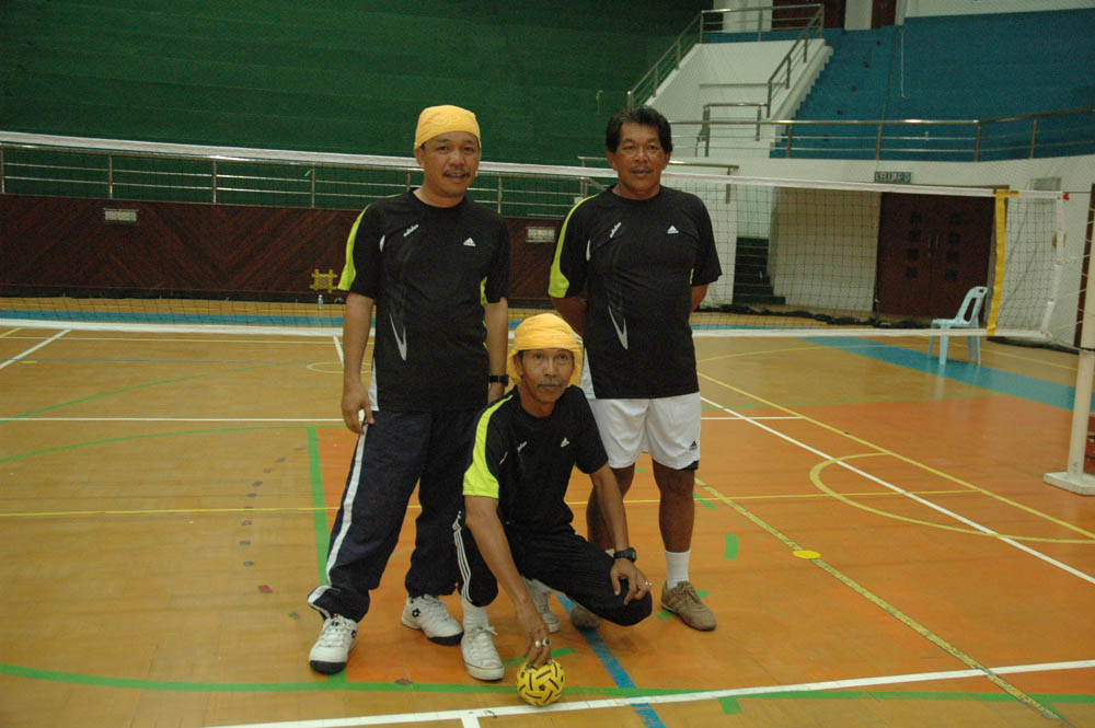 Arkib News Utusan Sarawak cawangan Sri Aman: SK Abok juara Terbuka ...