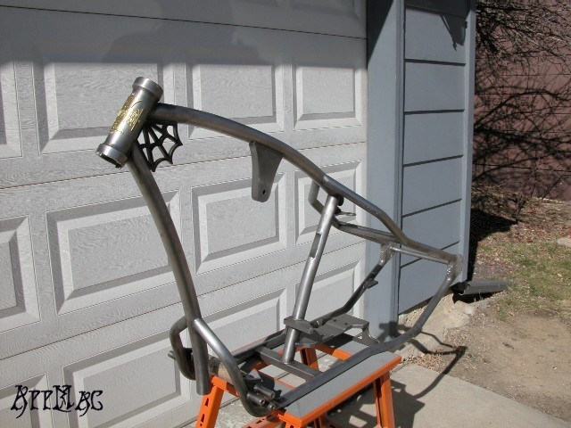 Applied Machete: Single downtube CFL frames.....