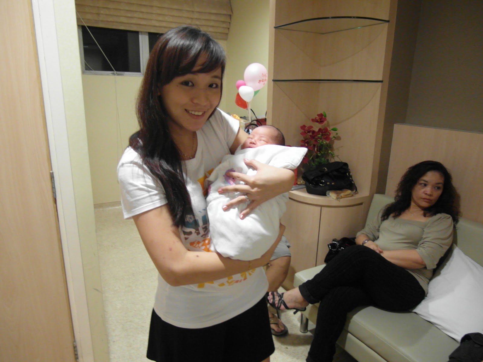 My TOH'S FAMILY: Arrival of Princess Alicia Ang at 02.12.2010