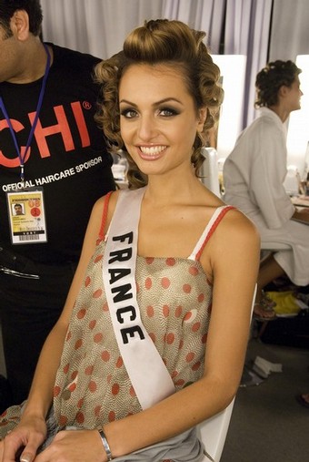 SEXY GIRL AND HOT MODEL 2011: Laura Tanguy