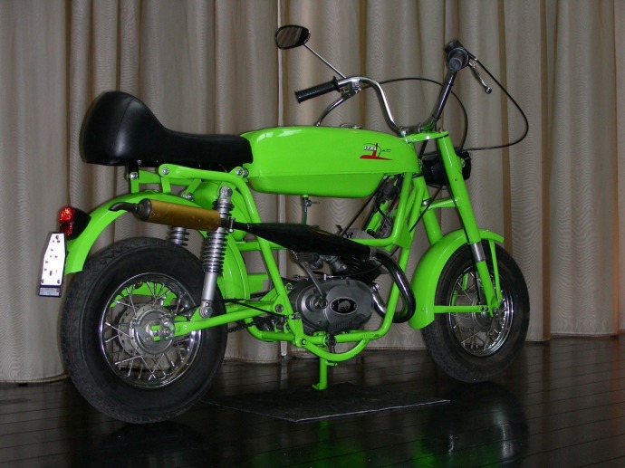 MOTORCYCLE 74: Minibikes - Italjet Scout
