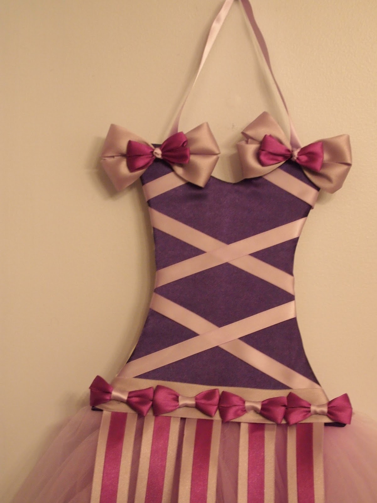 Tutu Cute Ribbons and Bows: Bow Holders