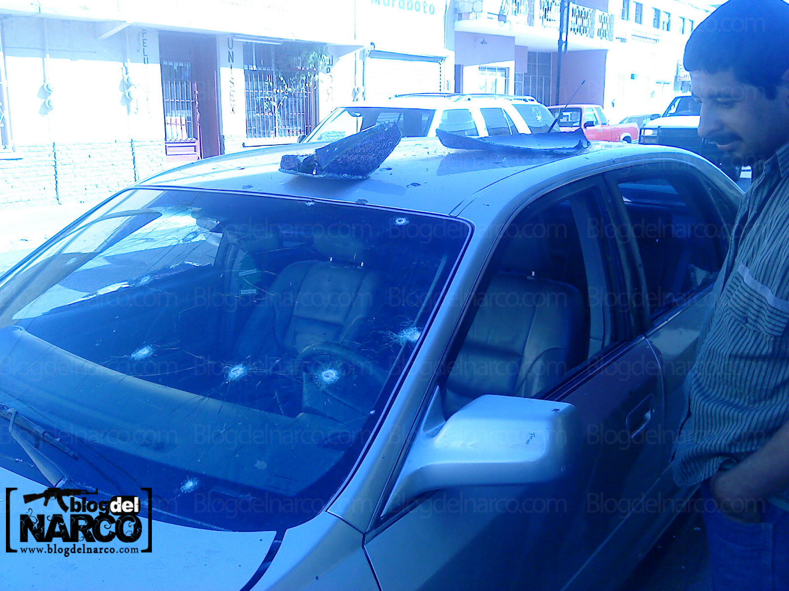 Habbo Twiins: fotos dela muerte de toni tormenta