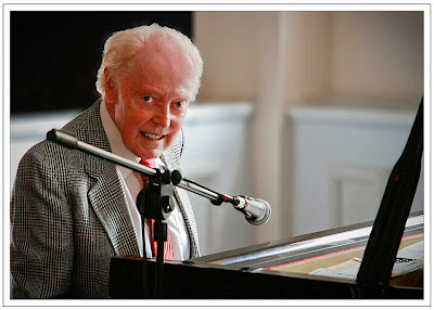 Jazz Station - Arnaldo DeSouteiro's Blog (Jazz, Bossa & Beyond): R.I.P ...