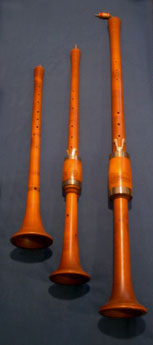 Basset Pommer in Rio (Bombardão): Pommer or Shawm according to Grove´s ...