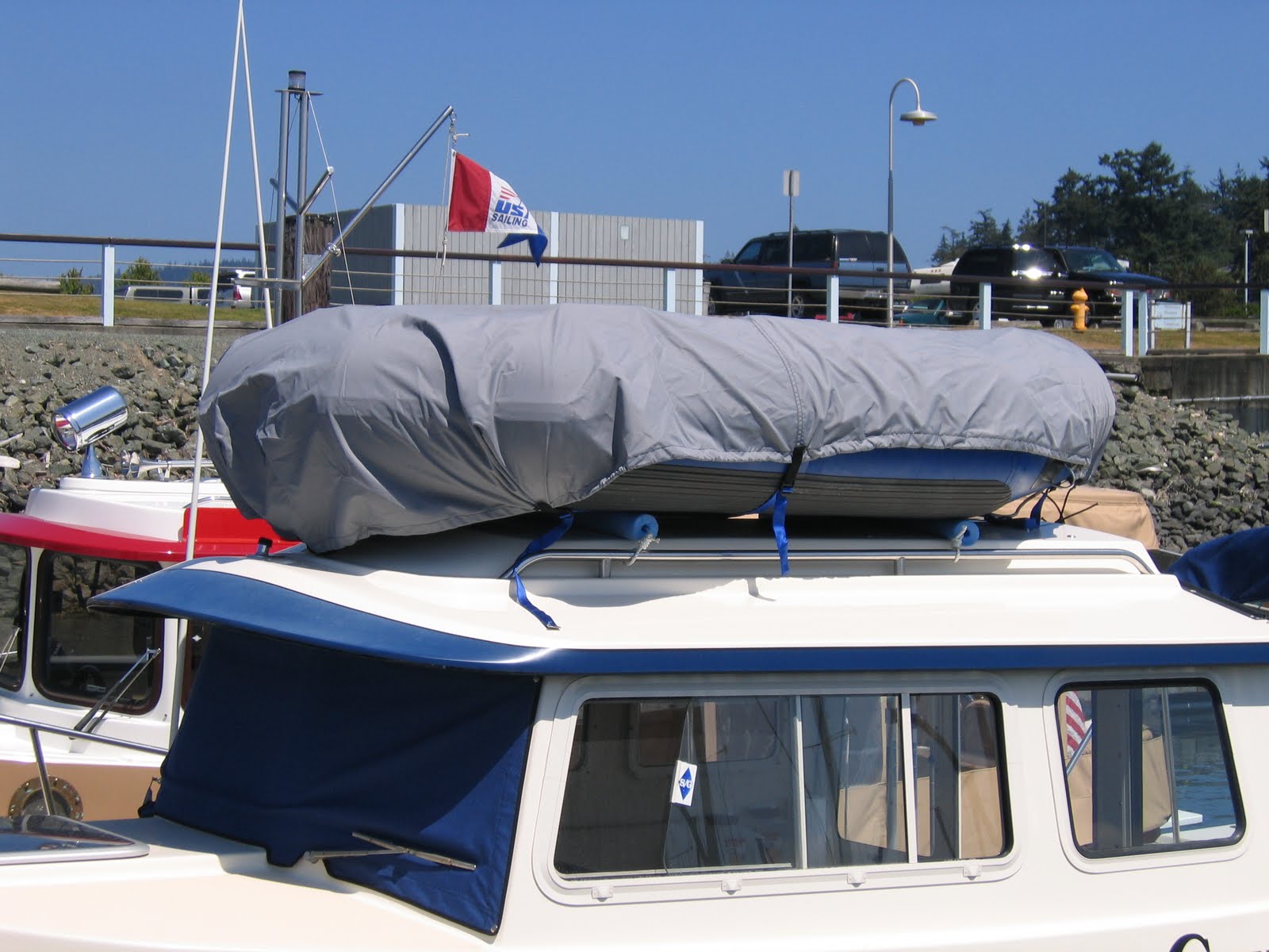 m/v Jenny G: Maintenance: A Low-Cost Dinghy Rack