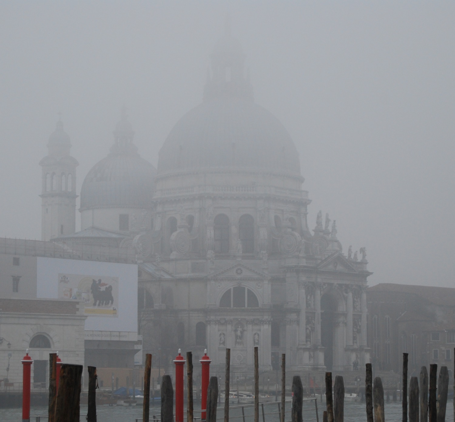 Venezia con la Nebbia