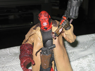 Rory's Toy Den and Reviews: Hellboy 2 movie figure from Neca