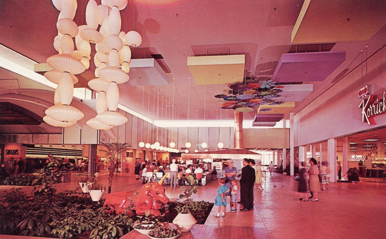 The Vintage Life Amazing Shopping Mall In The 60 s the-vintage-life-amazing-shopping-mall-in-the-60-s