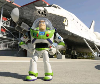 PINOY FOLKS: NASA Mission's 8th Astronaut is Buzz Lightyear