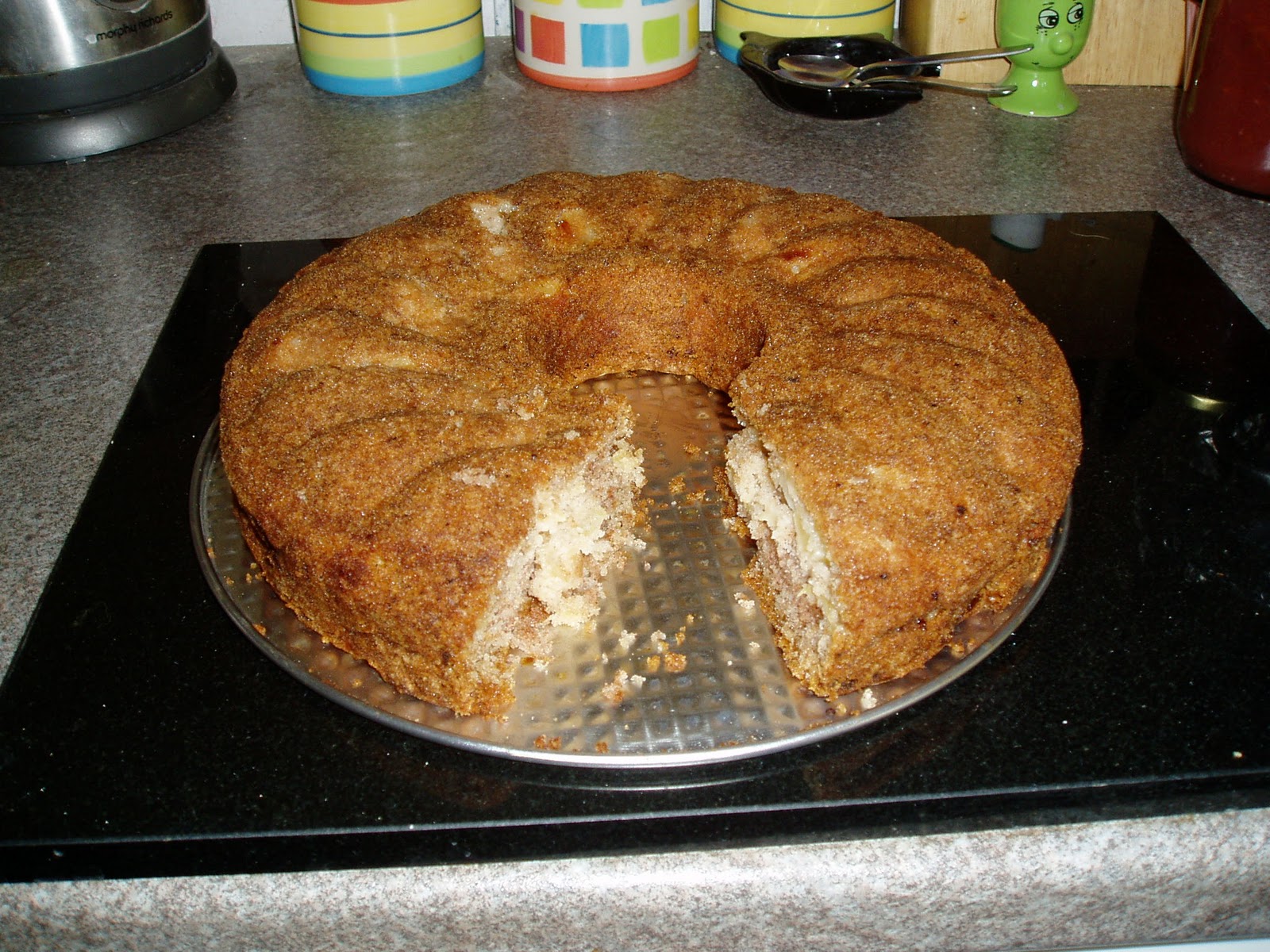 Bulgarian Village Recipe's: Vinograd Apple Cake