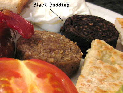 me HUNGRY!: Weird Food Wednesdays: Black Pudding