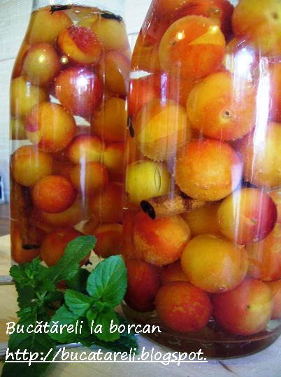 Bucătăreli la borcan: Corcodușe roșii pentru zile albe