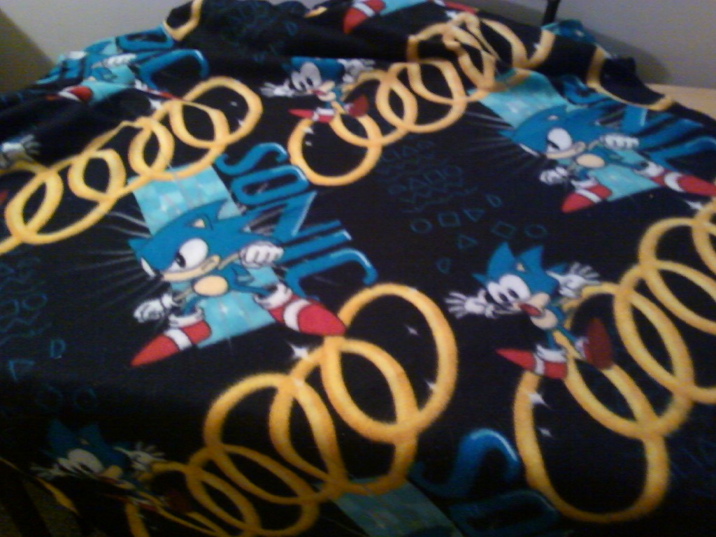 Retro Awesome!: The Sonic Snuggie