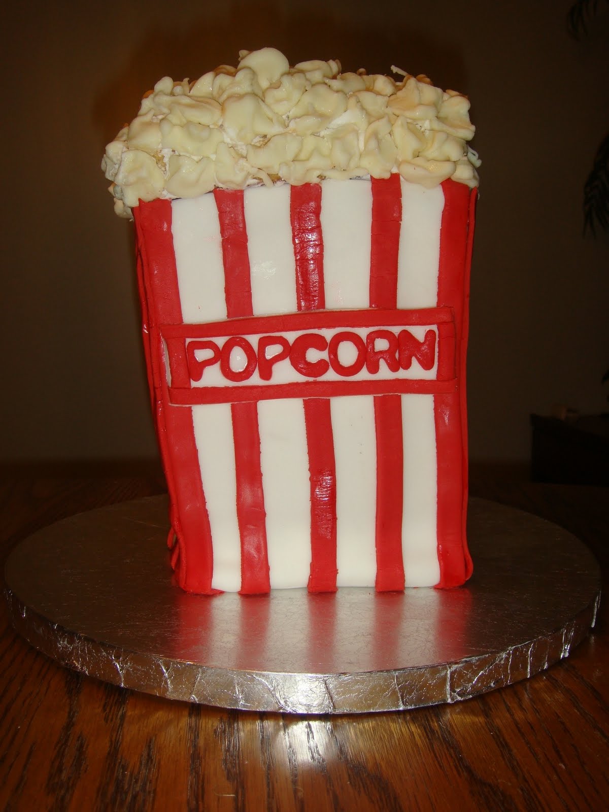 Cakes By LAM Designs: Popcorn Cake