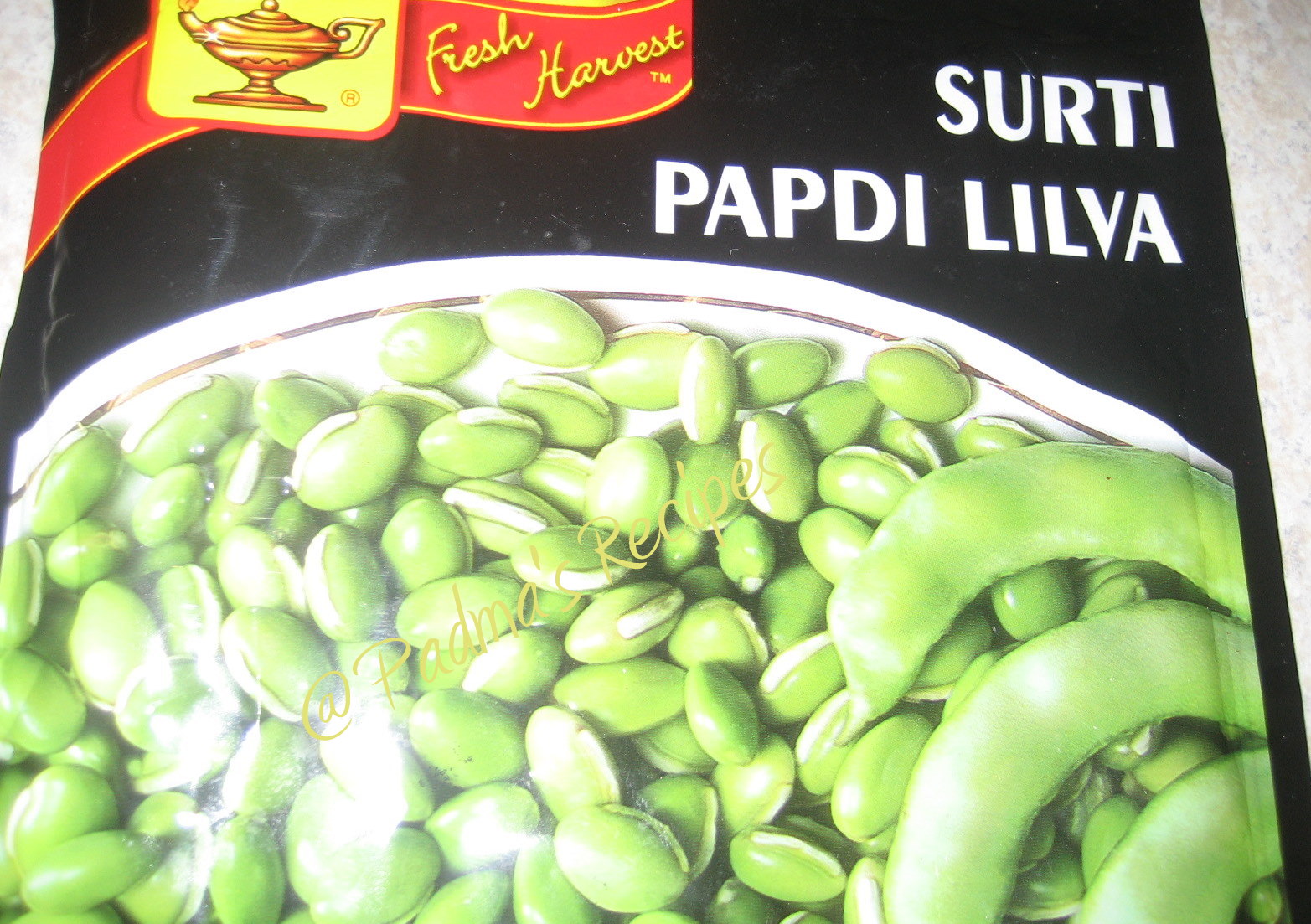 Padma's Recipes: GREEN MOCHAI/FRESH FIELD BEANS CURRY