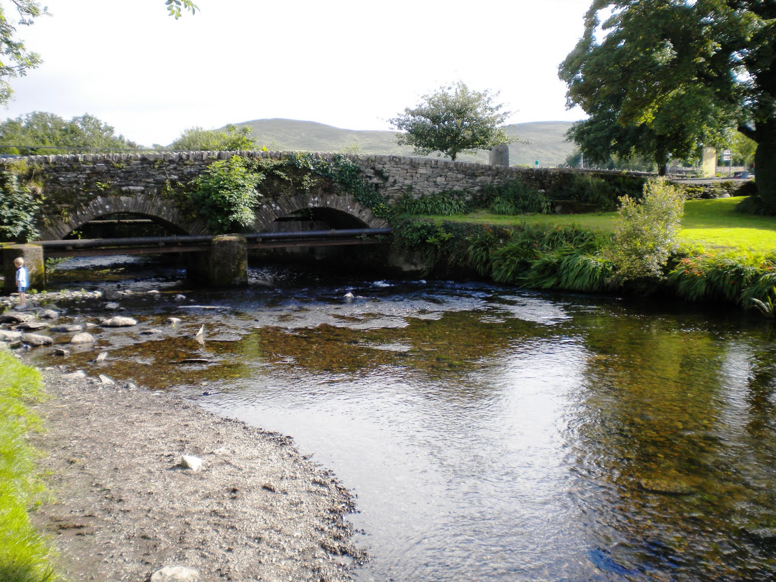 Casting About Singapore: Ireland 2010: Anascaul and Fly Fishing