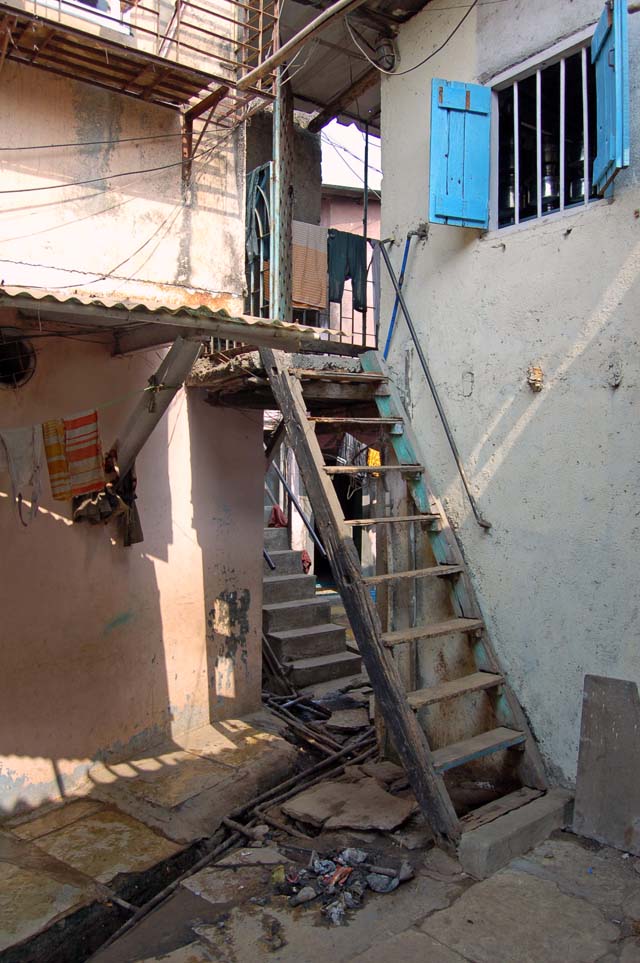 The Perfect Slum: November 2009