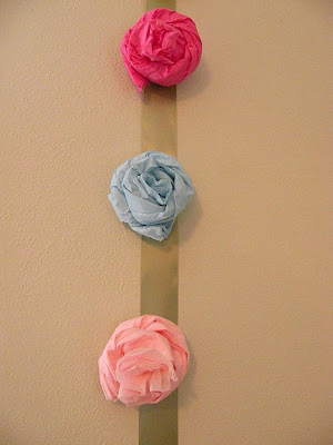 Icing Designs: DIY Tissue Paper Rosettes