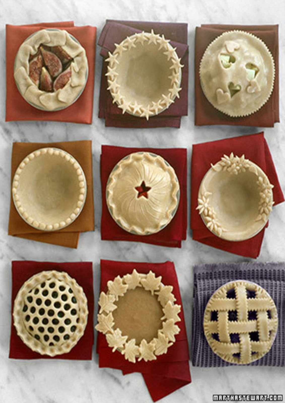 Icing Designs: Great Thanksgiving Pie Topper Ideas From Martha Stewart