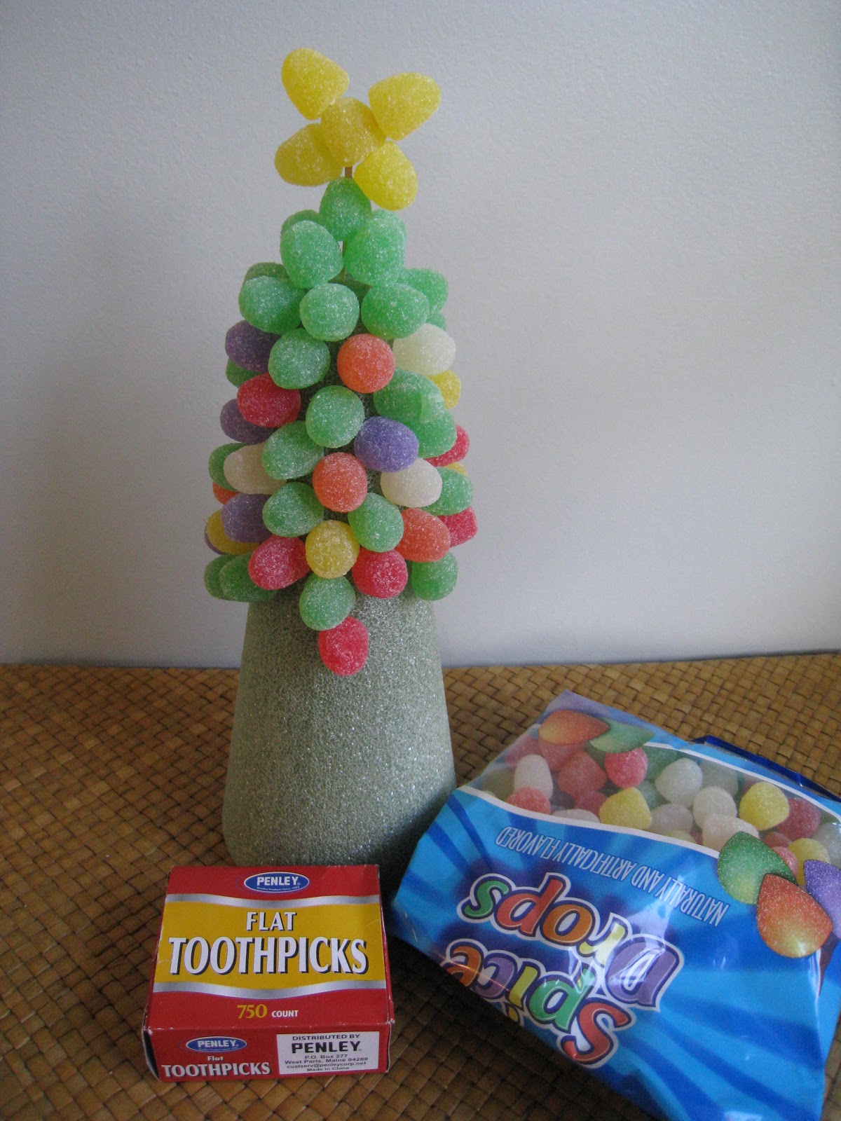 4 Crazy Kings: Christmas Kids Craft: Work In Progress Gumdrop Trees