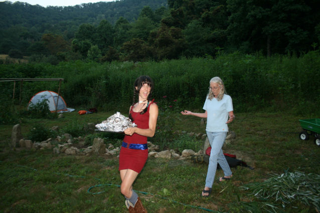 The Öko Box: Earth Oven: Cooking In The Ground (again!)