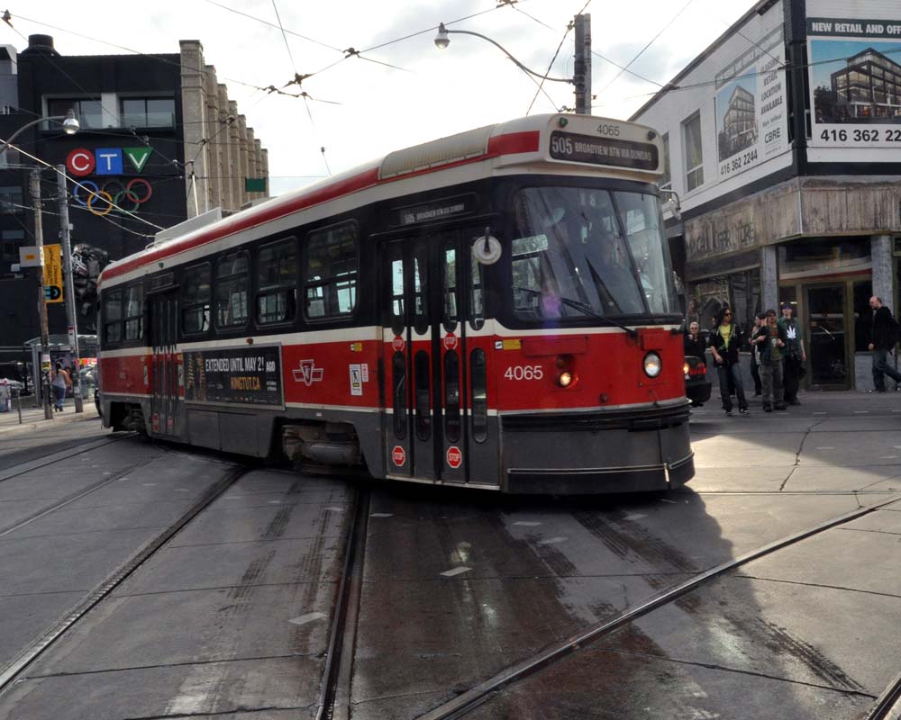 Toronto Grand Prix Tourist - A Toronto Blog: Queen Street West ...