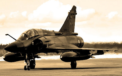 Free Widescreen Wallpapers: French Mirage 2000 Fighter 1680 x 1050 ...