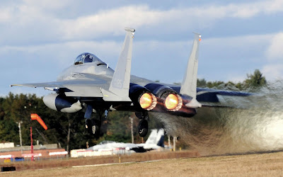 Free Widescreen Wallpapers: F-15C Eagle Full Afterburner Takeoff 1680 x ...