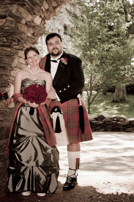 BREA Photos (Portraits by Tom and Lisa Cuchara): Wedding at Gillette Castle