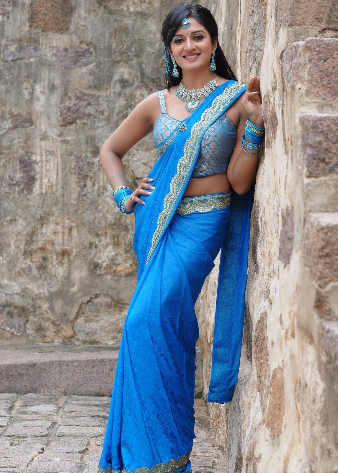 Hot And Spicy Actress Photos Gallery: Actress Vimala Raman Hot ...