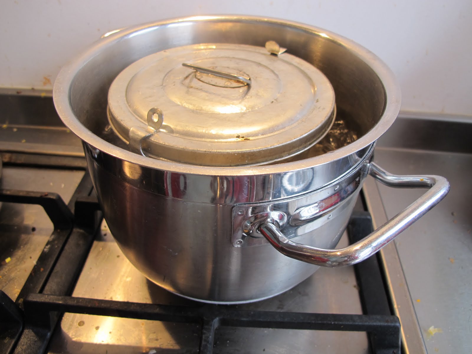 GUOD: Boffert of bofferd of Fries krentenbrood