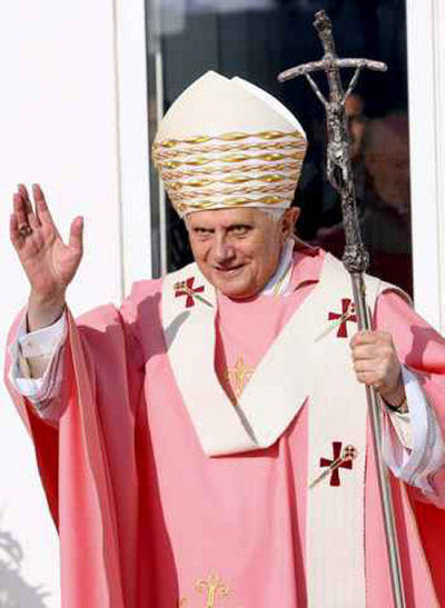 pope+pink (image)