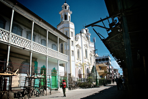 Bay Kout Men Haiti: Visite de Jacmel, par Arnaud et fabrice