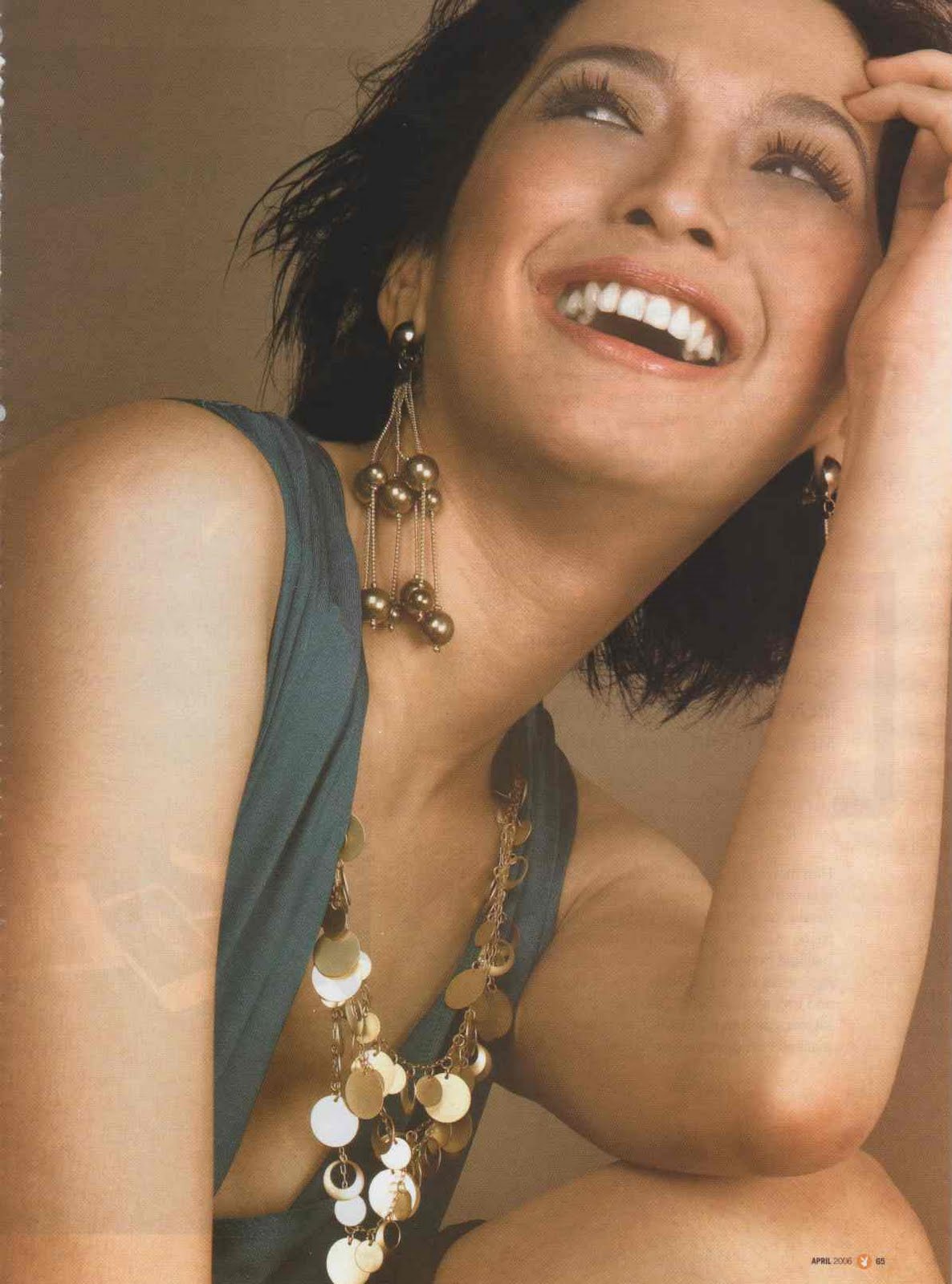 new Hot women: Rachel Maryam Sexy Hot Mom Breast