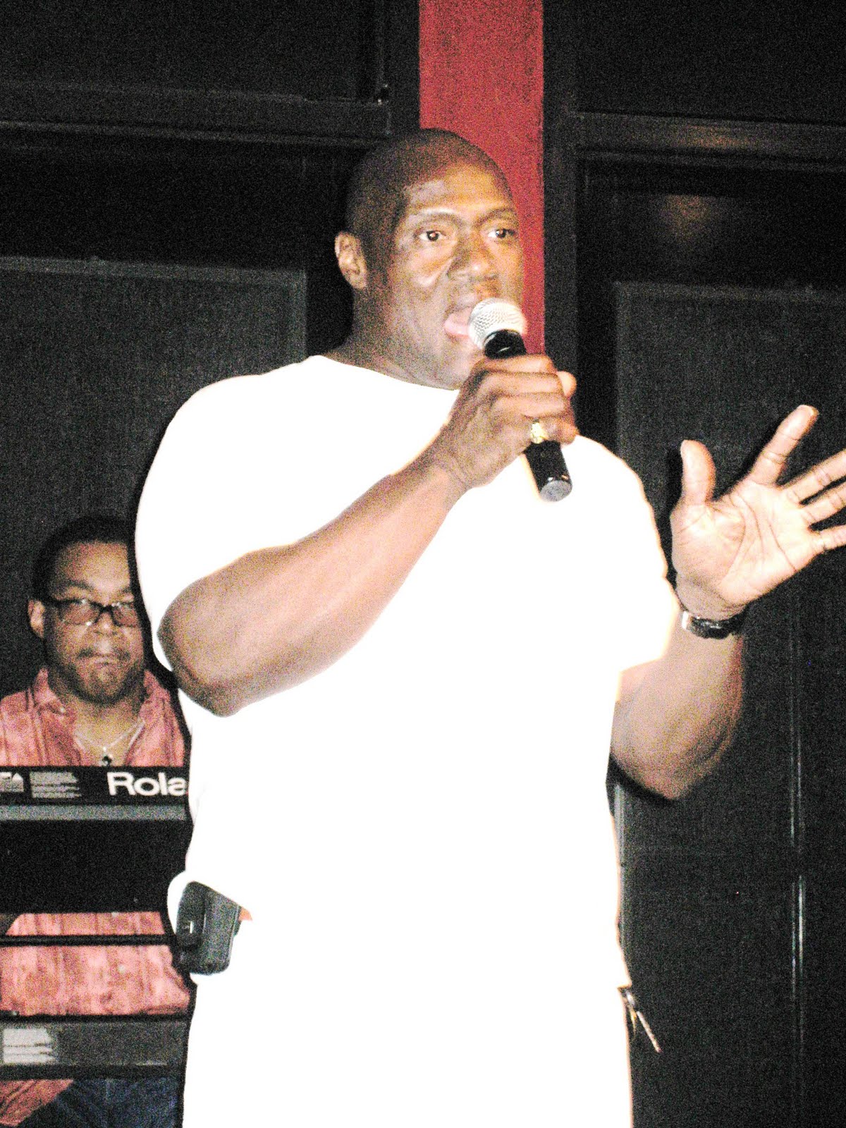 Kelly Clinton's Open Mic Cabaret: Soulful Music, Broadway Rhythm & All ...